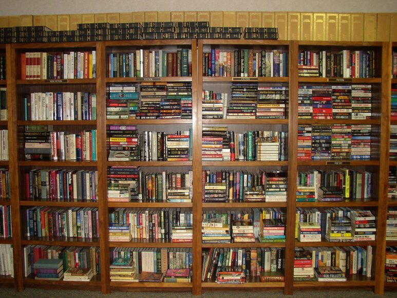 Top Tips on How To Create the Ultimate Home Library