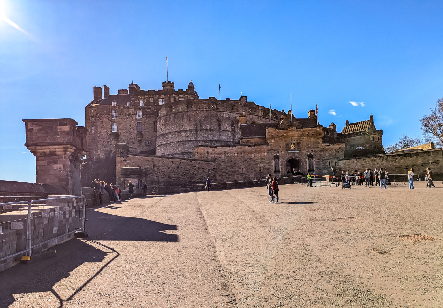 72 hours in Edinburgh, Scotland – Must-See Sights + Top Tips